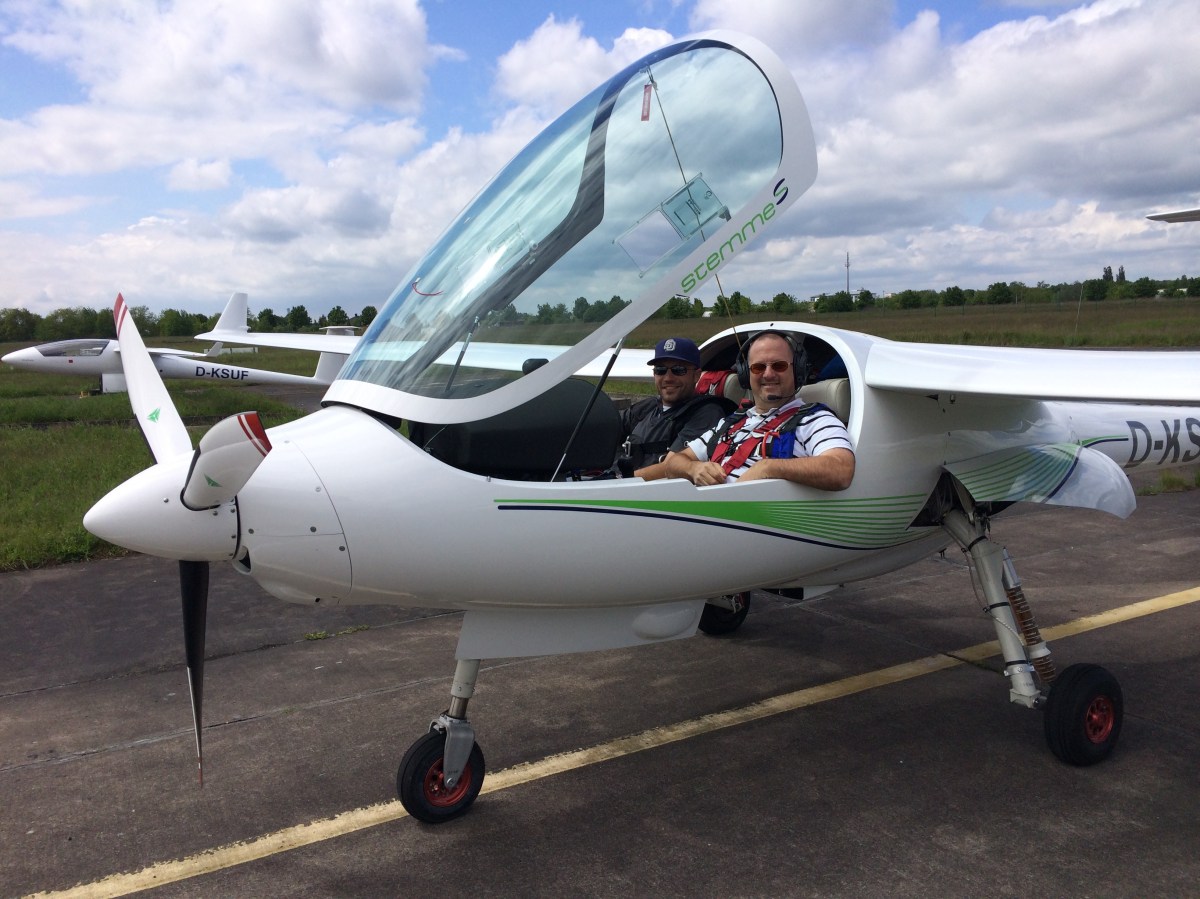 Flying the Stemme S6-RT Motorglider | Simon Hackett
