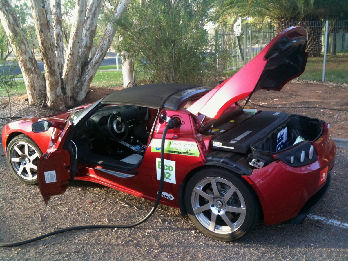 EVs, Renewable Energy Systems and a few aircraft | Simon Hackett